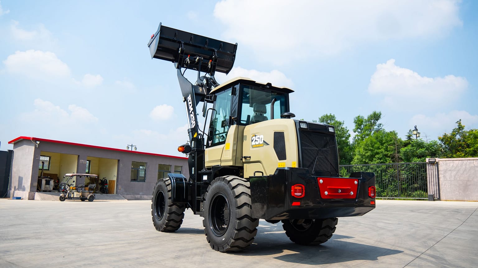 HZM 25G Front End Loader for sale - South Africa - HZM