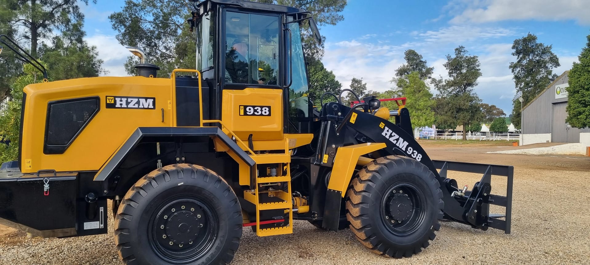 HZM 938 Front End Loader for sale - South Africa - HZM